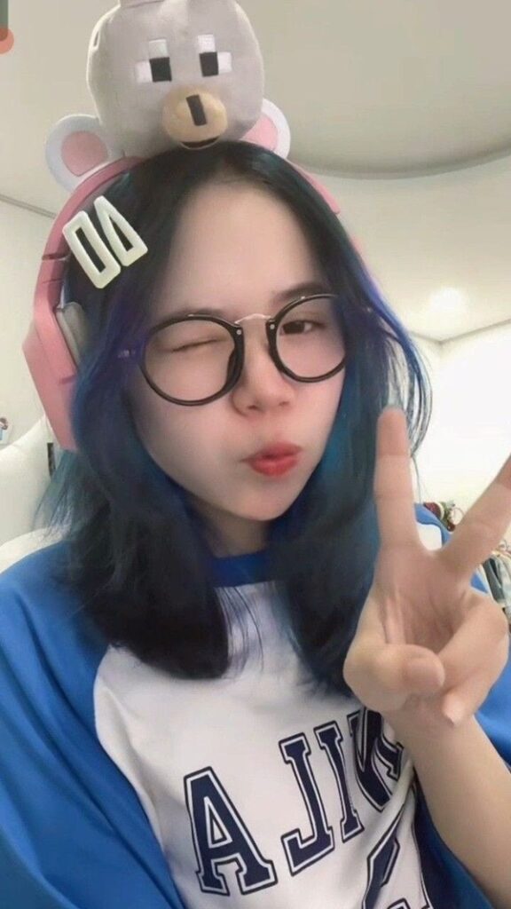 Tổng hợp 188+ Hình ảnh mèo Simmy cute, xinh đẹp, đáng yêu